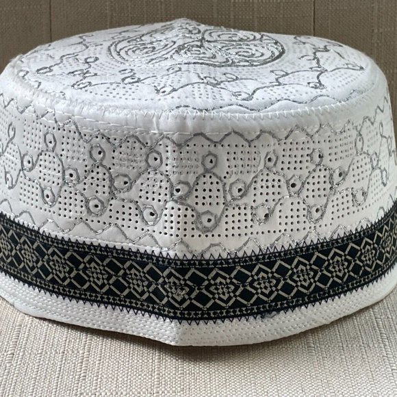 Accessories | Islamic Hat Whiteblack Embroidery Round Cap Topi Muslim ...